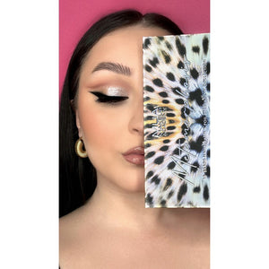 MUA METAMORPHOSIS 10 Shade Eyeshadow Palette 12g